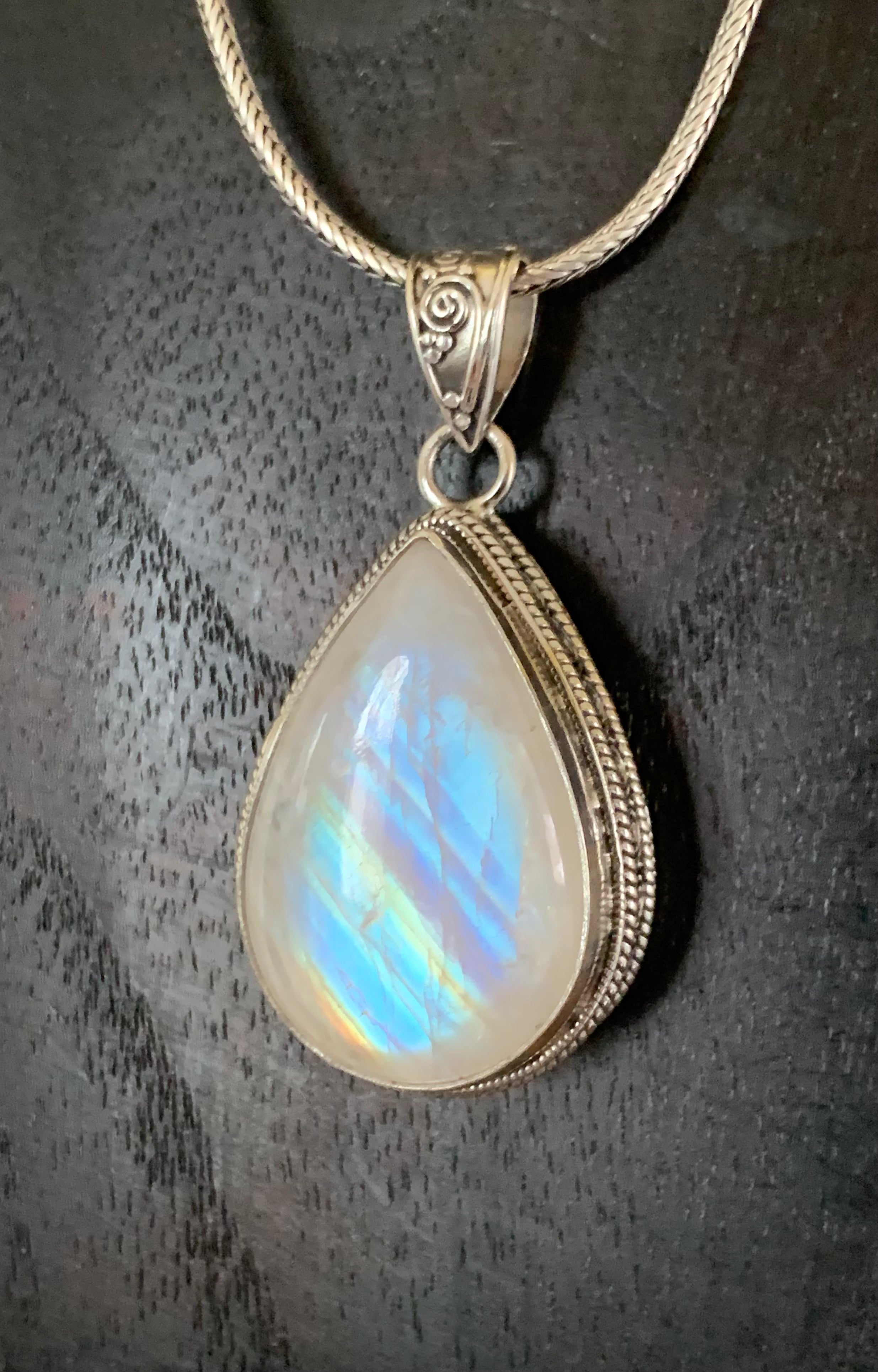 Luminous Moonstone Box Pendant - Floating Lotus