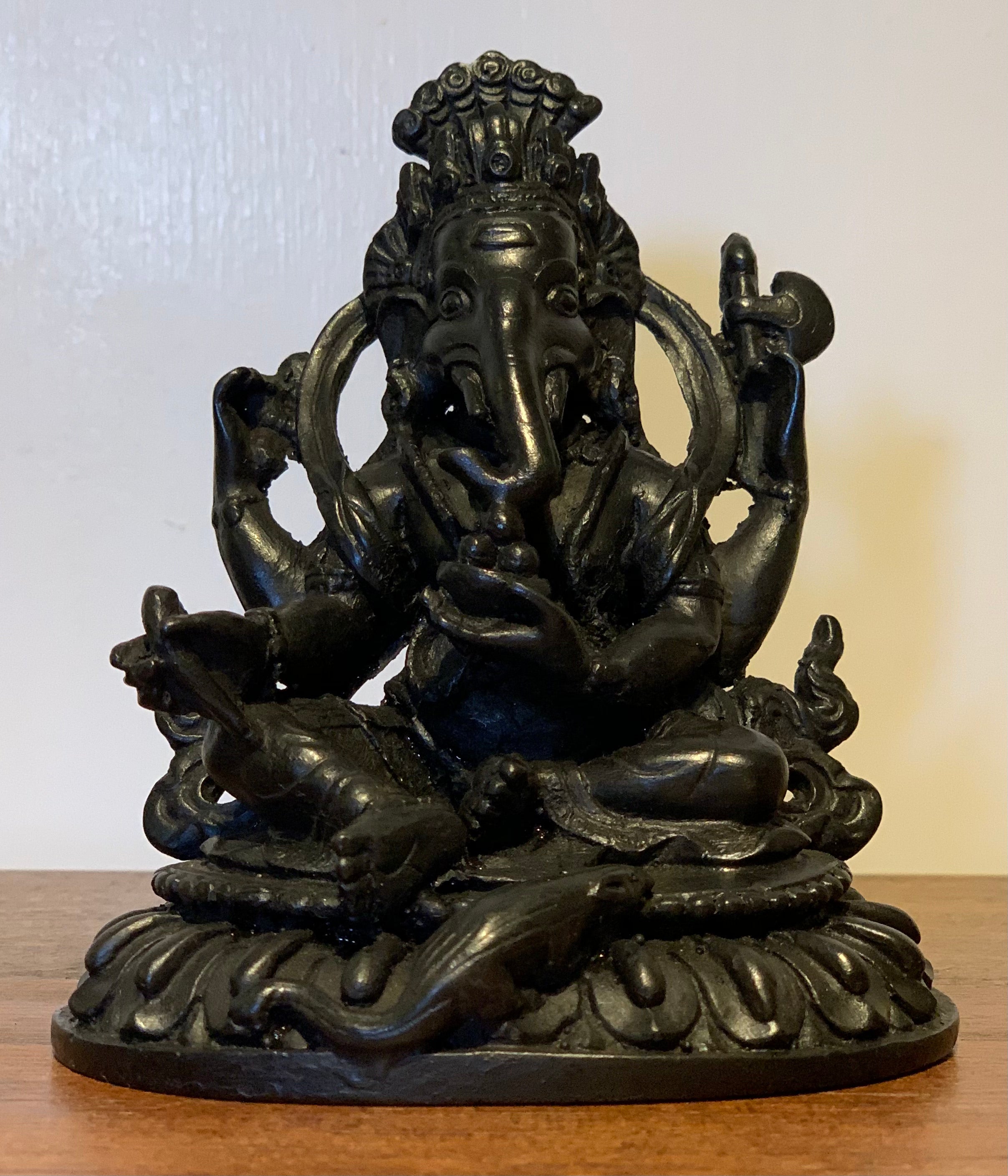 Sitting Ganesh Statue - Floating Lotus