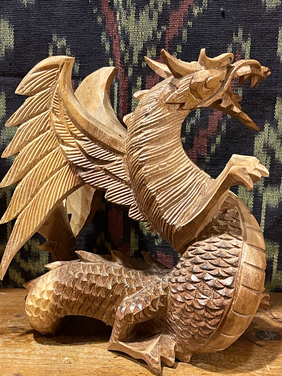 Dragon Statue - Floating Lotus